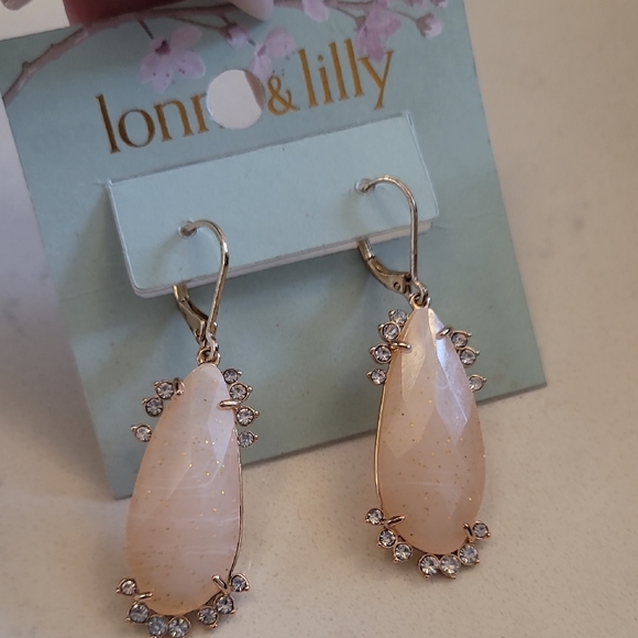 lonna & lilly | Jewelry | Lonna Lilly Gold And Creamy Pink Teardrop ...